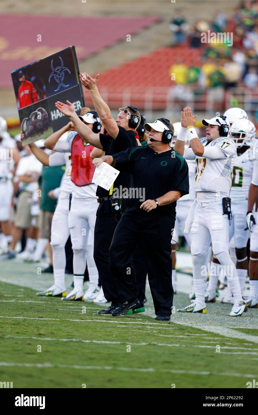 November 03, 2012: Oregon Ducks head coach Chip Kelly in action during ...