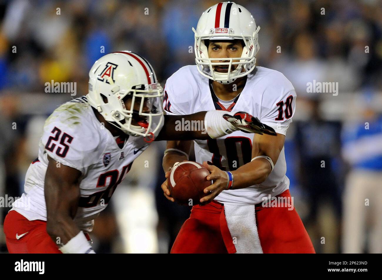 November 3 2012 Pasadena, CA..Arizona's Matt Scott #10 hands off to Ka ...