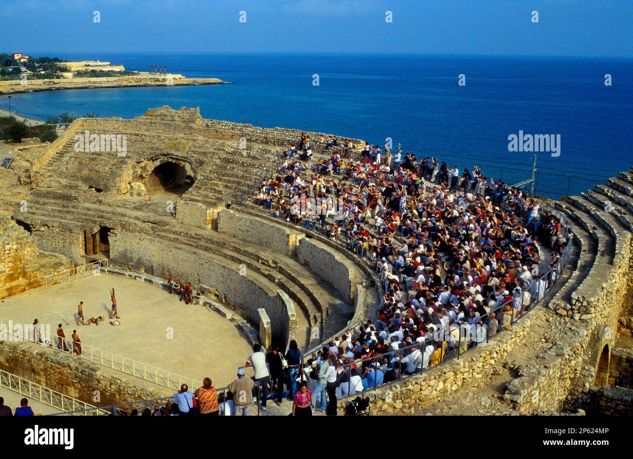 Tarragona: Roman amphitheatre. Festival of `Tarraco Viva´.Gladiators ...