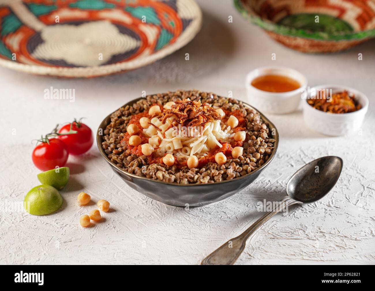 Egyptian Koshary images, Traditional Egyptian food, Delicious Koshary ...