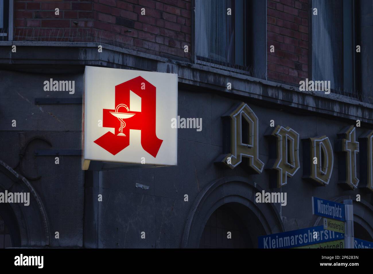 German pharmacy hi-res stock photography and images - Alamy