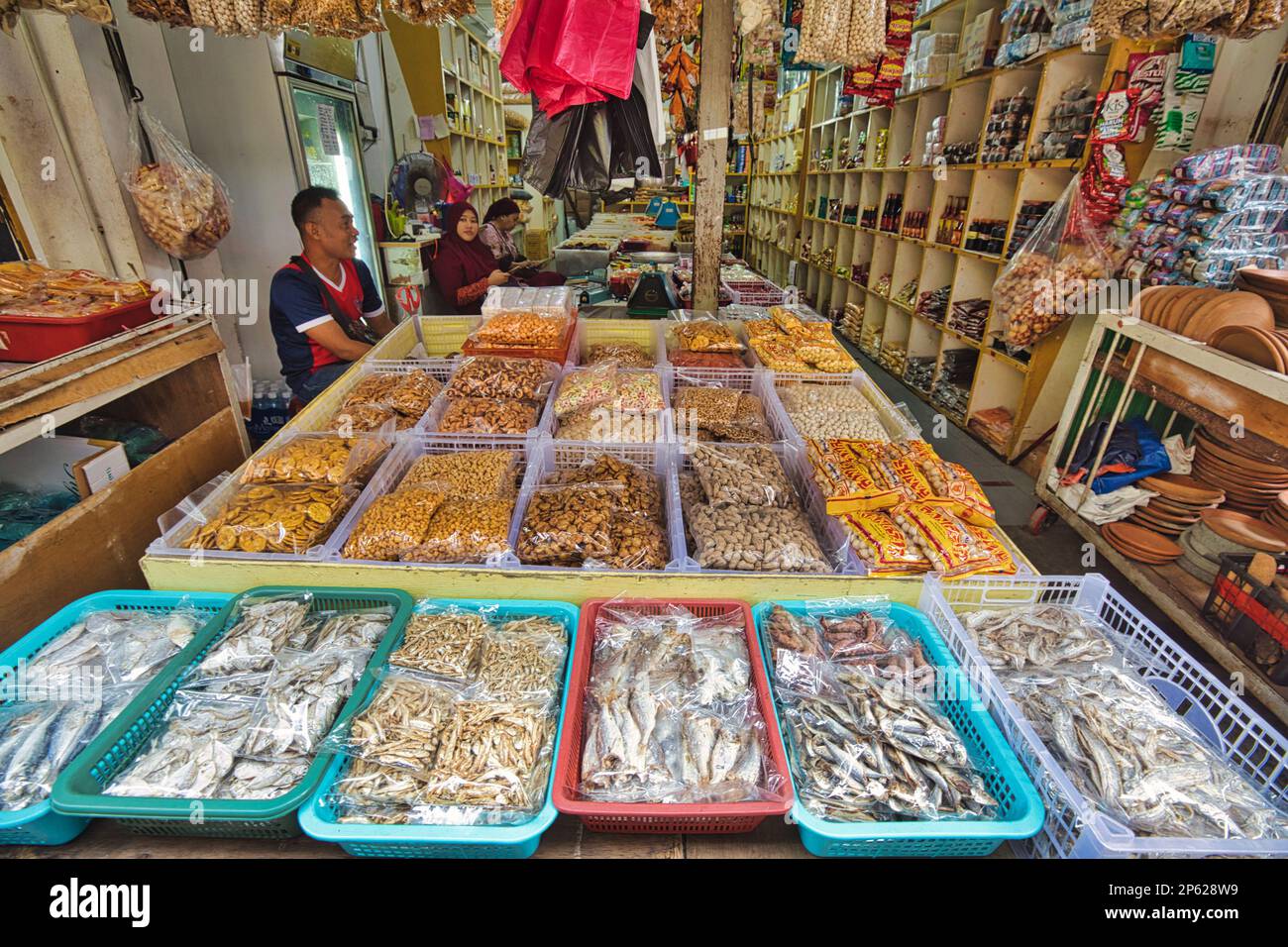 Kuala Lumpur, Malaysia - Jan 2023: In Chow Kit Road Market Visitors can ...
