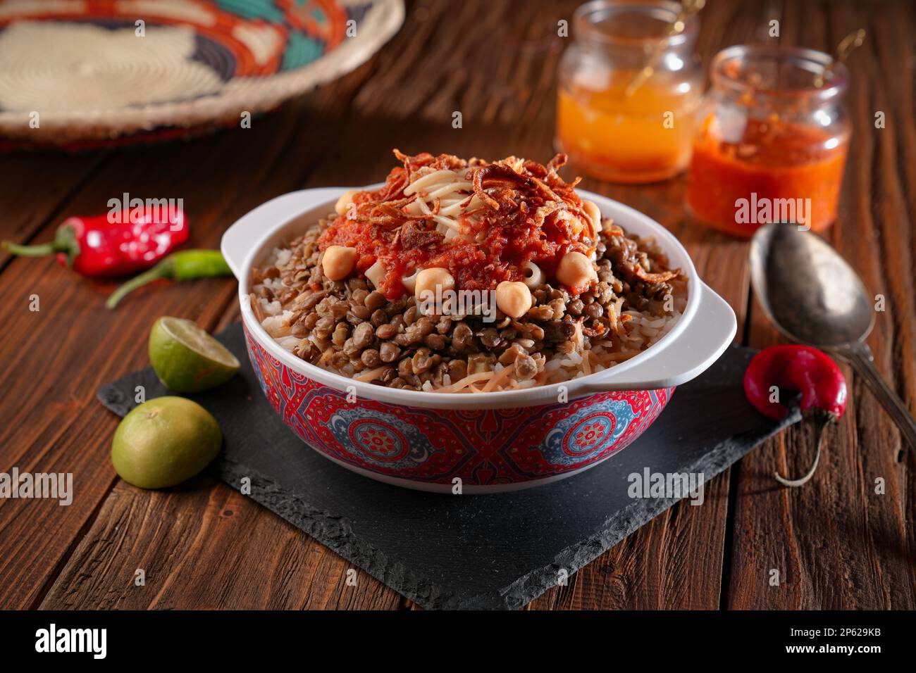 Egyptian Koshary images, Traditional Egyptian food, Delicious Koshary ...