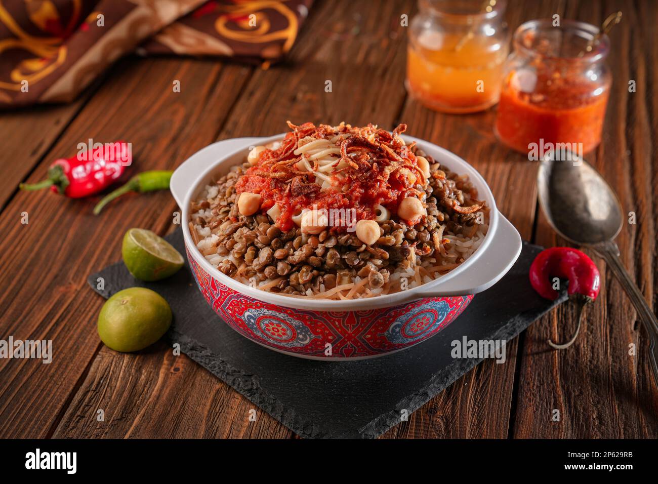 Egyptian Koshary images, Traditional Egyptian food, Delicious Koshary ...