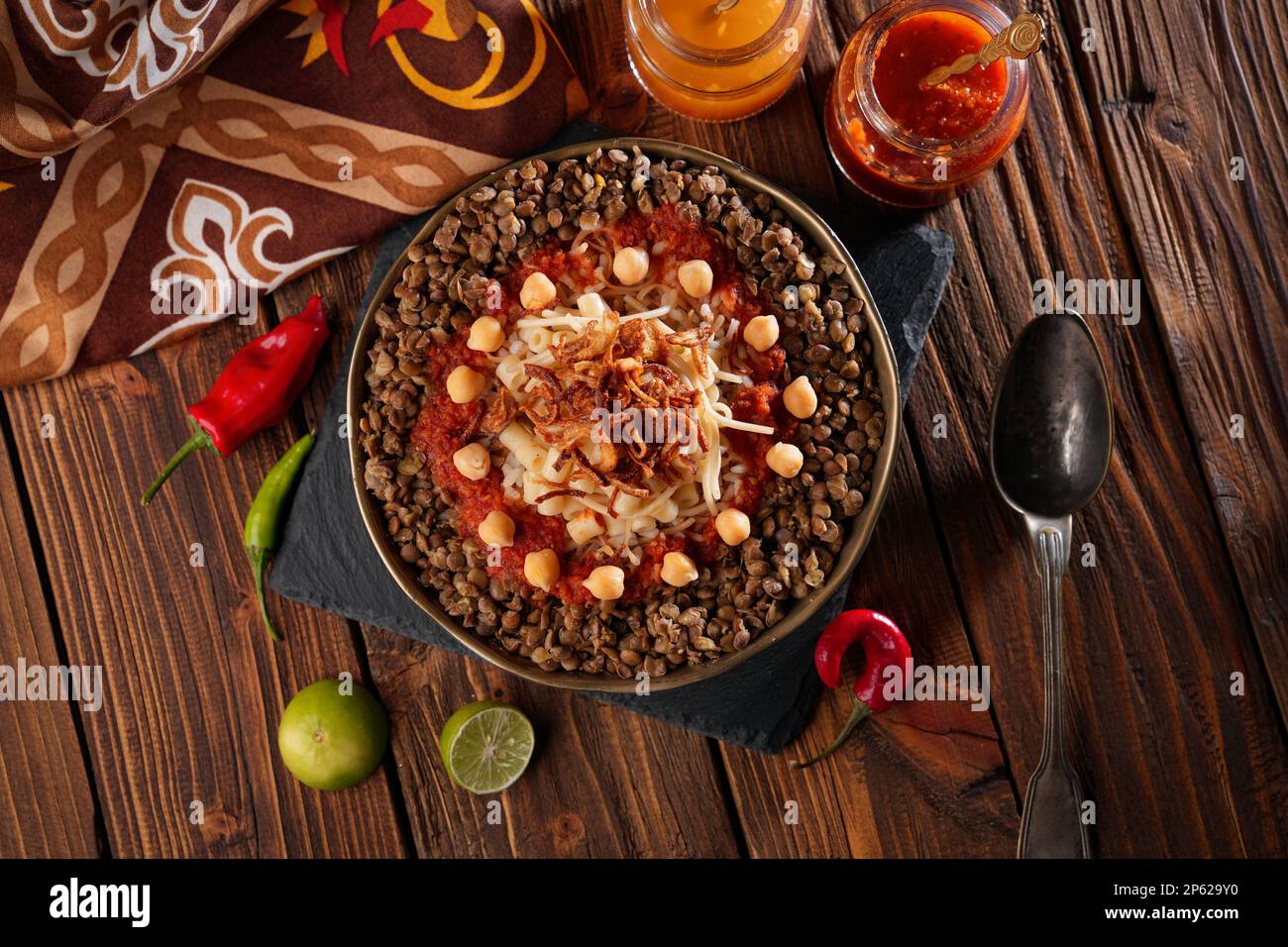 Egyptian Koshary images, Traditional Egyptian food, Delicious Koshary ...