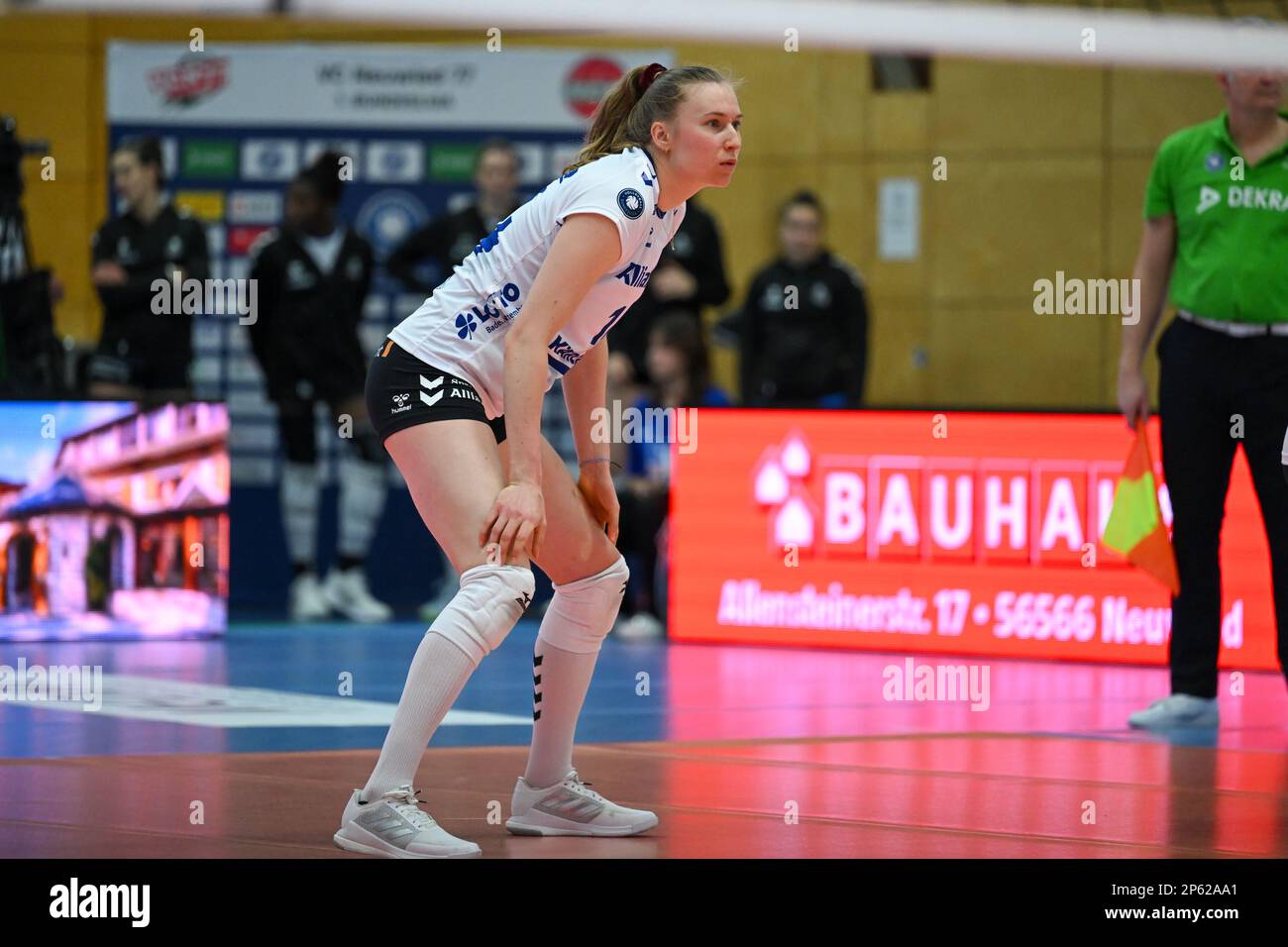 Frauen 2022 2023 hi-res stock photography and images - Alamy