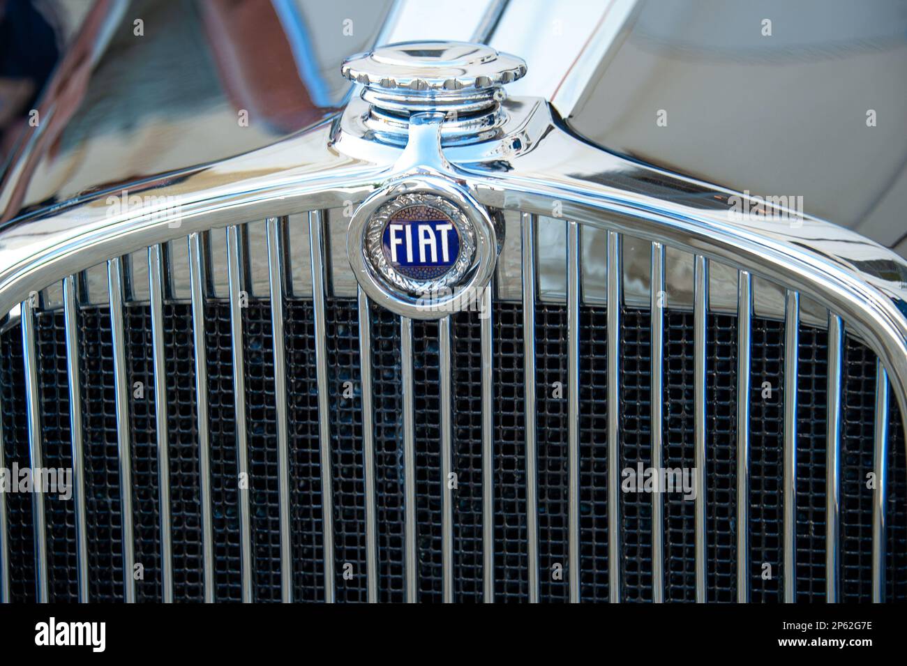 Vintage Fiat radiator cap (close up Stock Photo - Alamy
