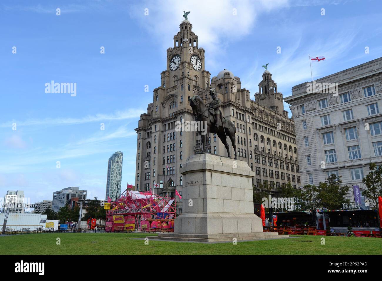 Liverpool Cityscape from an open top bus Stock Photo - Alamy