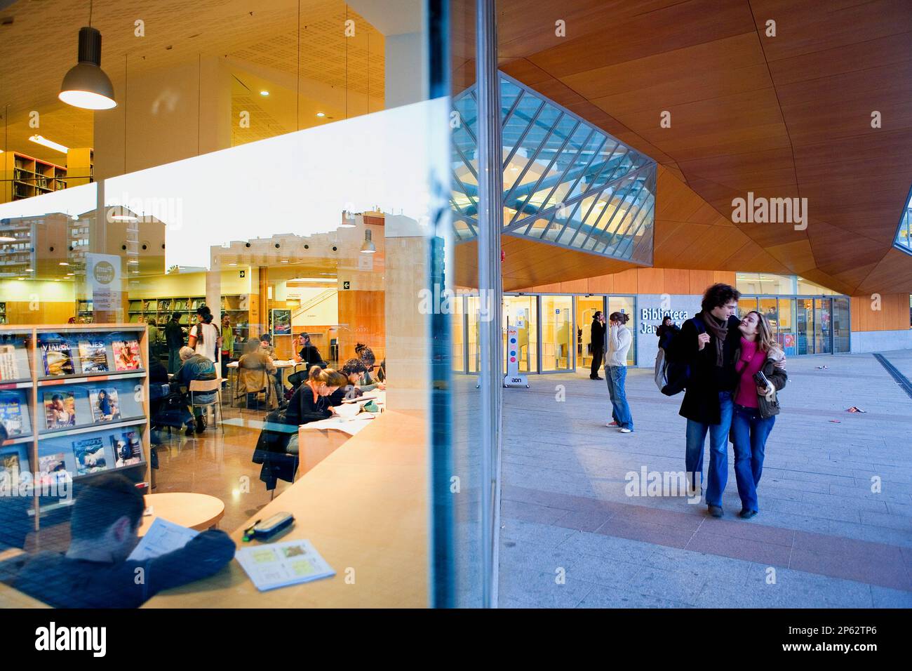 Barcelona: Jaume Fuster Library. In Lesseps square Stock Photo - Alamy