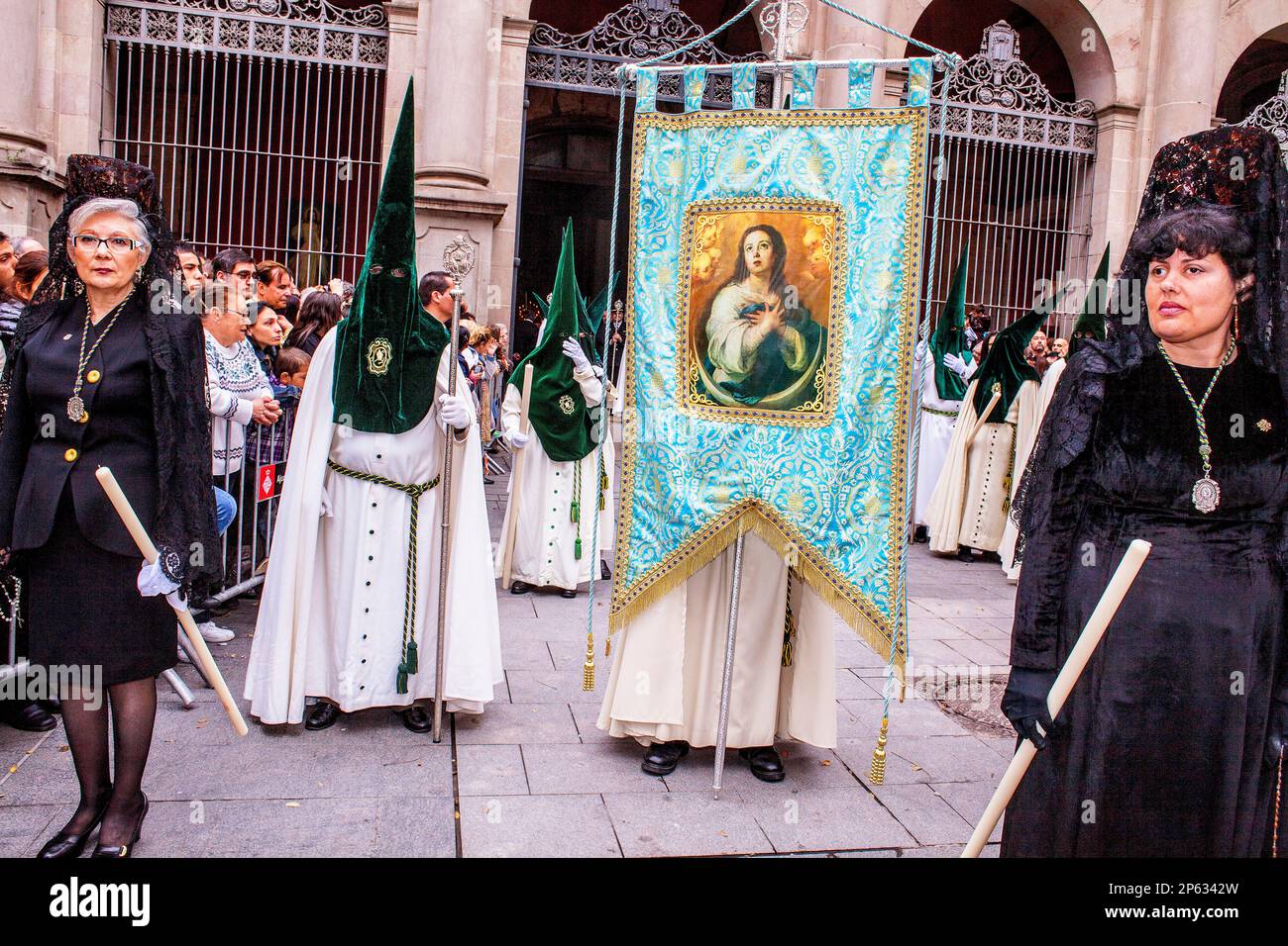 `MantillasÃ‚Â´and Hooded penitents in procession, sisterhood of ...