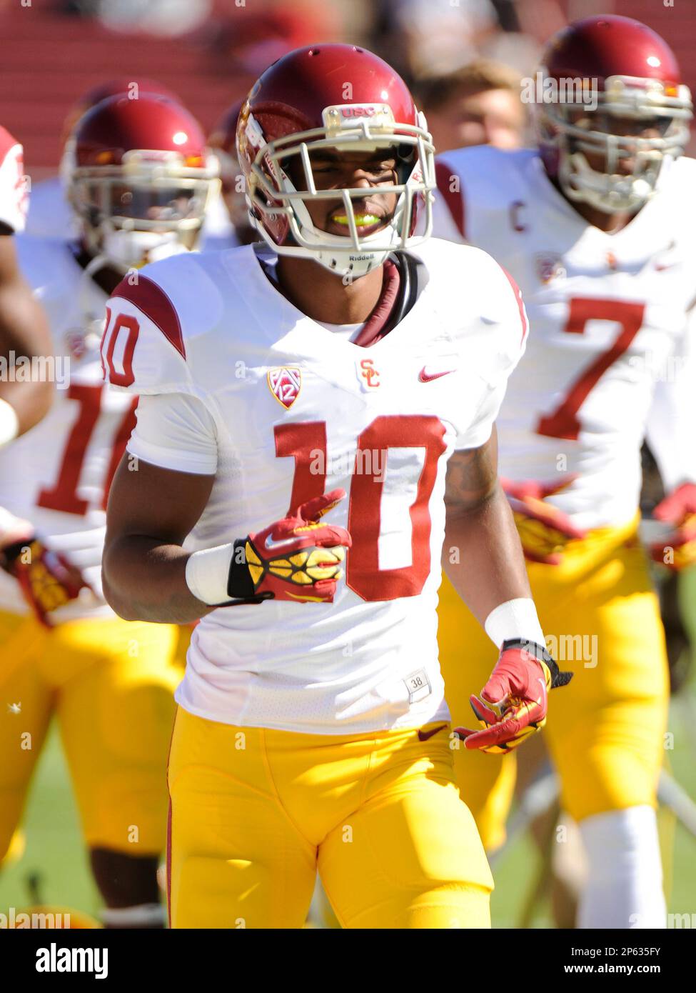 USC Trojans De'Von Flournoy (10) in action during a game against ...