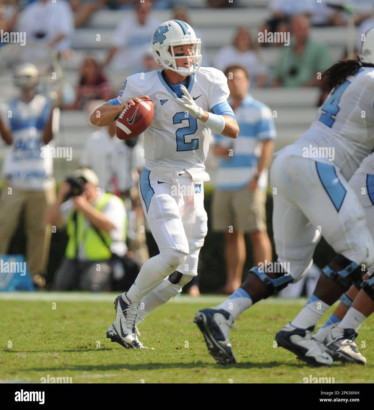 North Carolina Tarheels Bryn Renner (2) in action during a game against ...