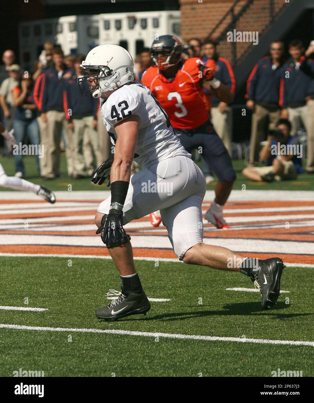Penn State Nittany Lions Michael Mauti (42) in action during a game ...