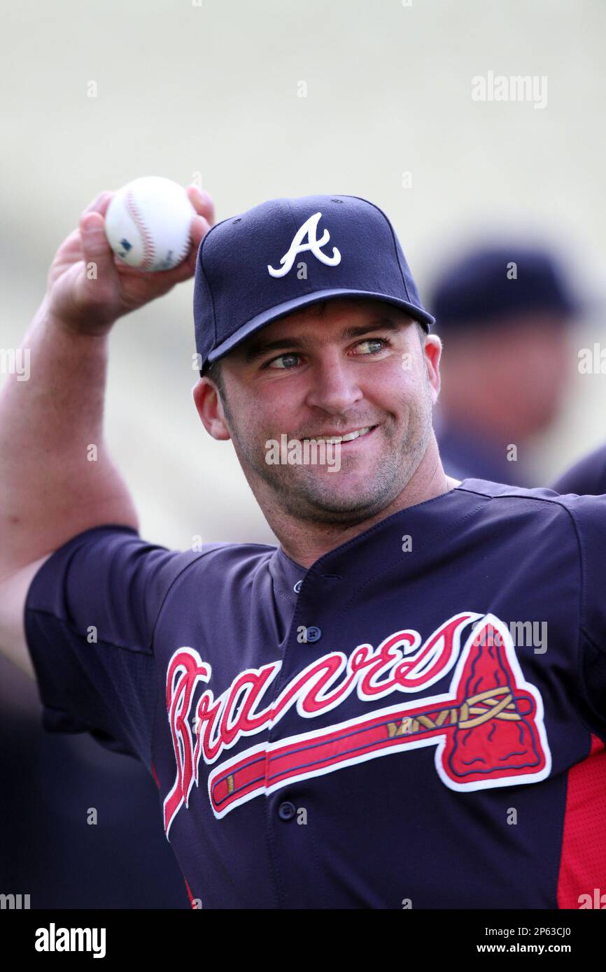 Dan Uggla #26 of the Atlanta Braves before game against the Los Angeles ...