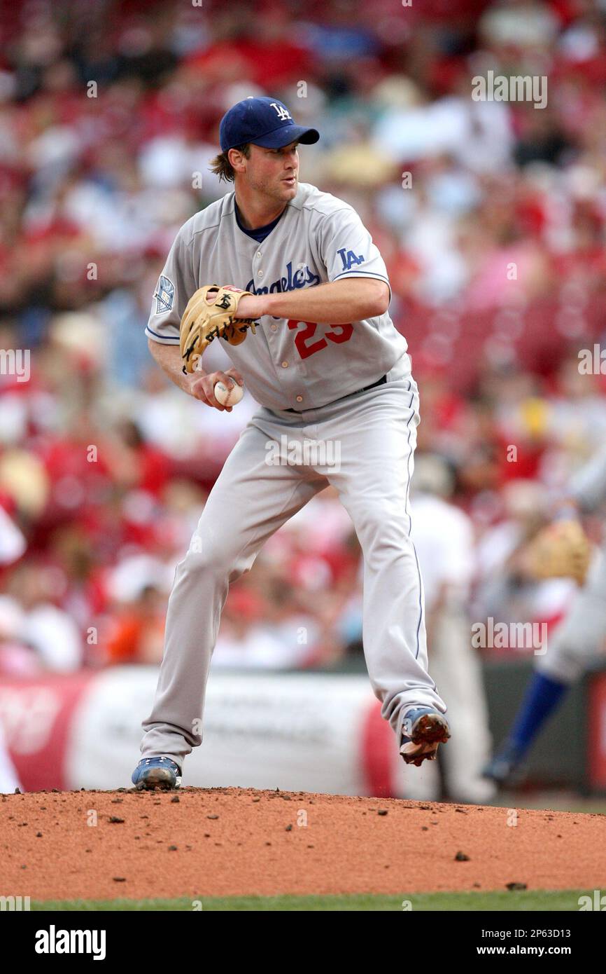 June 18, 2008: Los Angeles Dodgers starting pitcher Derek Lowe (23) at ...