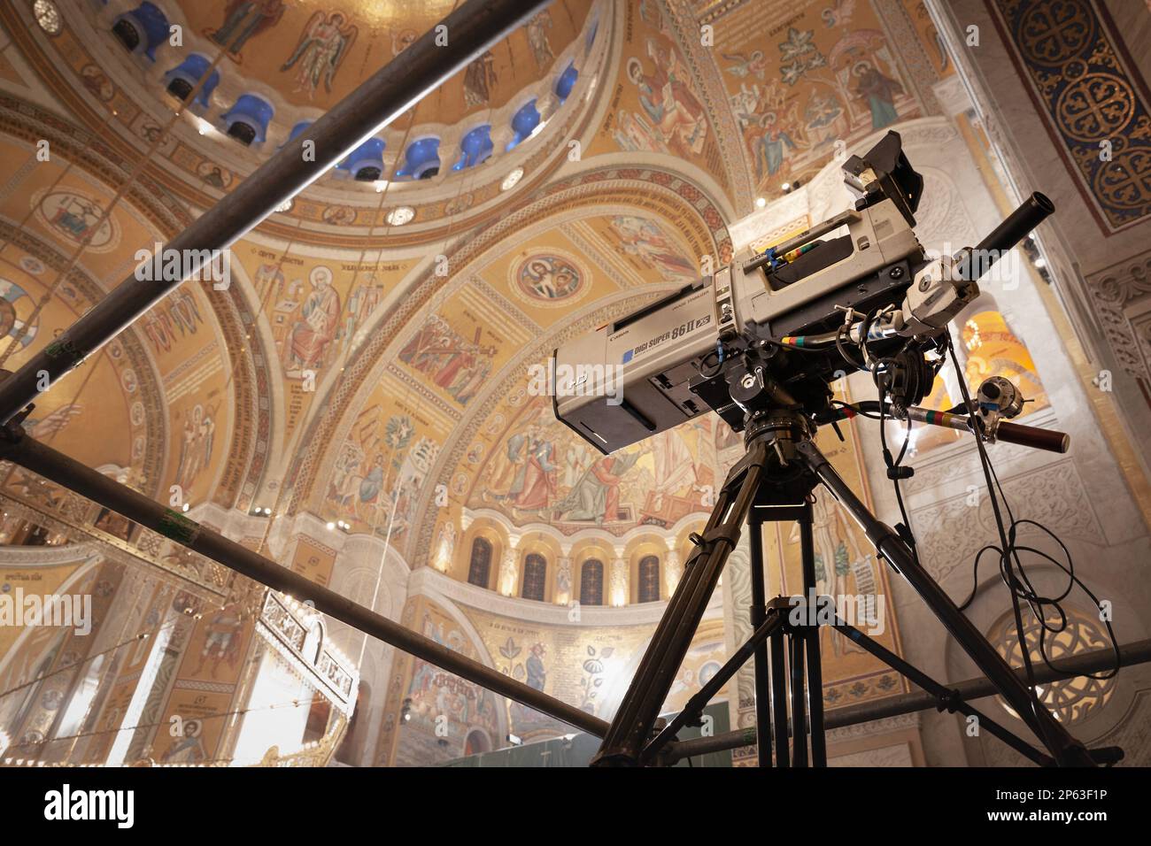 Serbian tv hi-res stock photography and images - Alamy