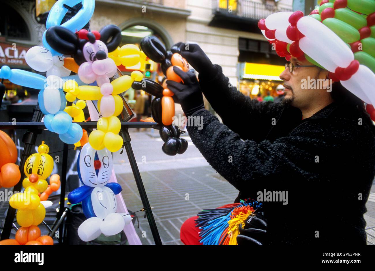 Balloon balloons artists hi-res stock photography and images - Alamy