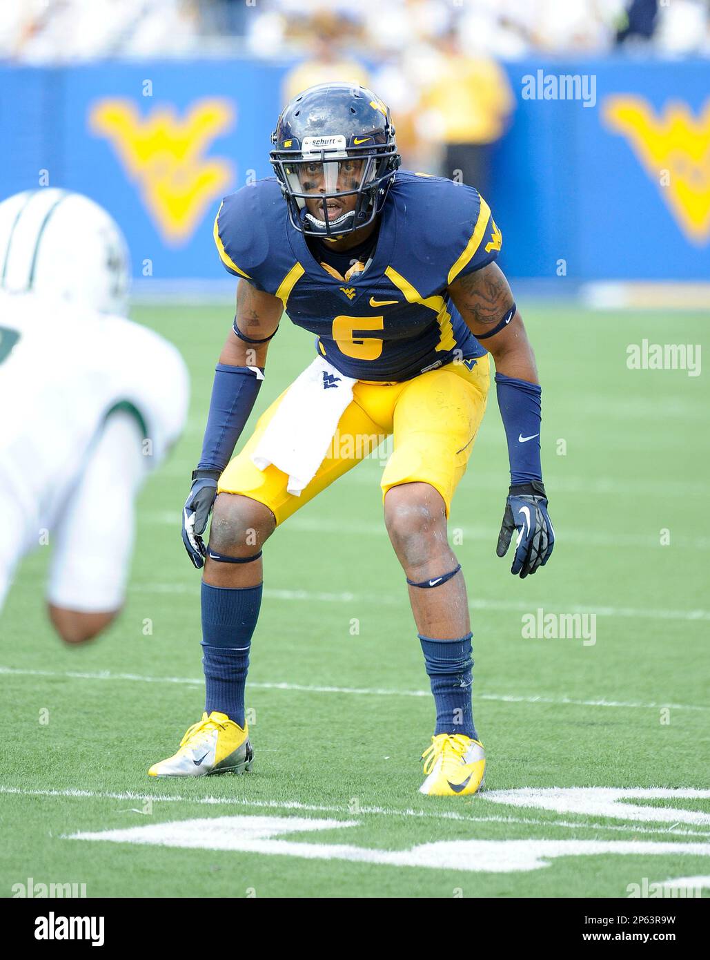 West Virginia Mountaineers Pat Miller (6) in action during a game ...