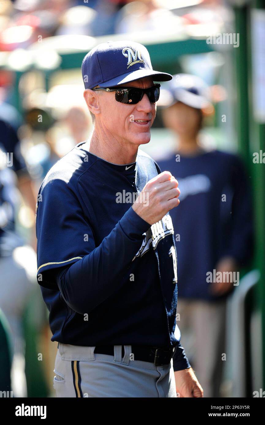 Milwaukee Brewers Ron Roenicke (10) in action during a game against the ...