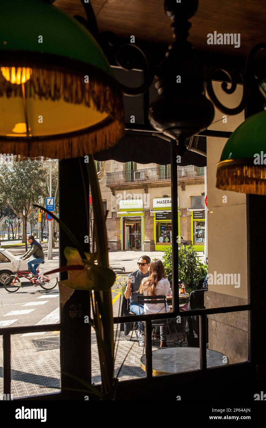 outdoor terrace, Bar Mut, Pau Claris 192, Barcelona, Spain Stock Photo ...