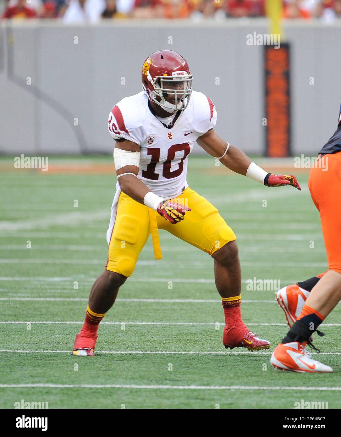 USC Trojans Hayes Pullard (10) in action during a game against the ...