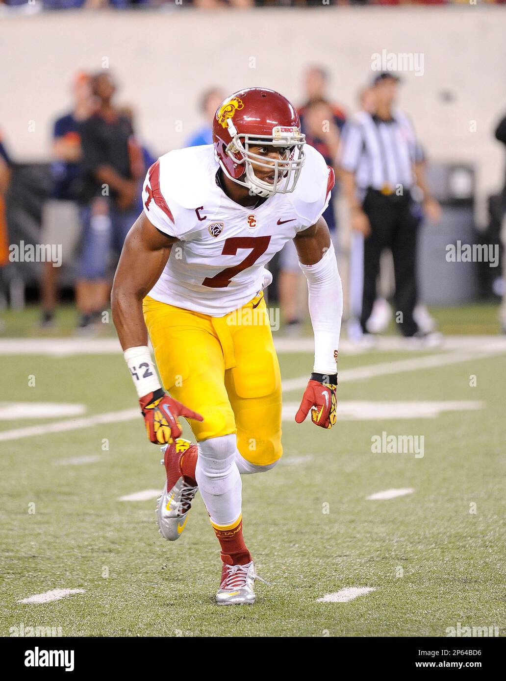 USC Trojans TJ McDonald (7) in action during a game against the ...