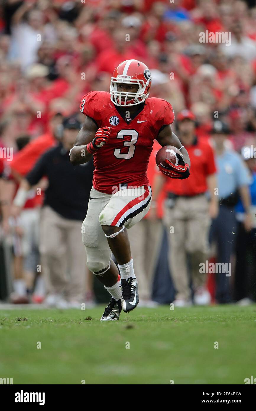Georgia Bulldogs running back Todd Gurley (3) carries the ball during ...