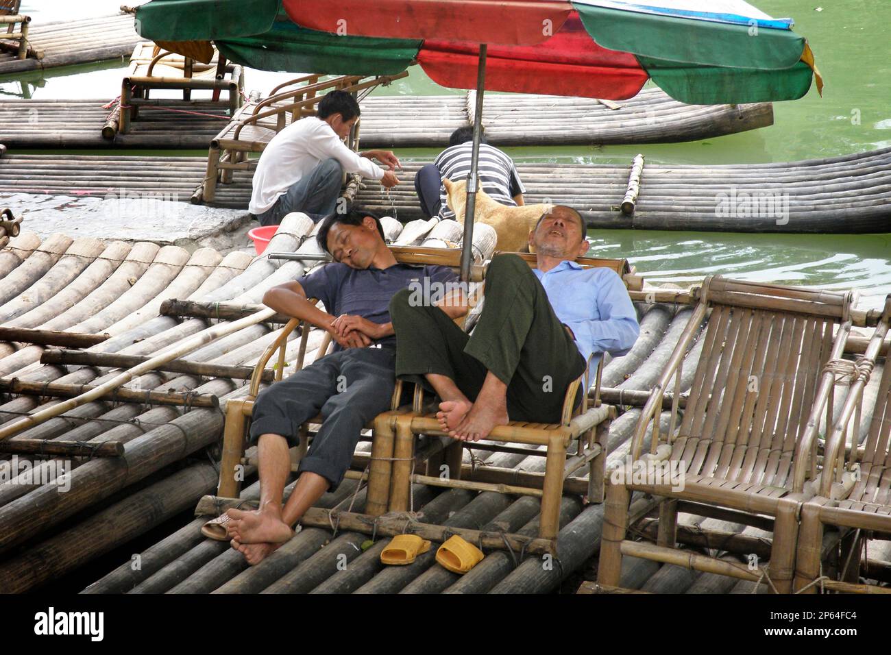 Daily life, Guilin, Yangshuo youlong, Guangxi region, China Stock Photo ...