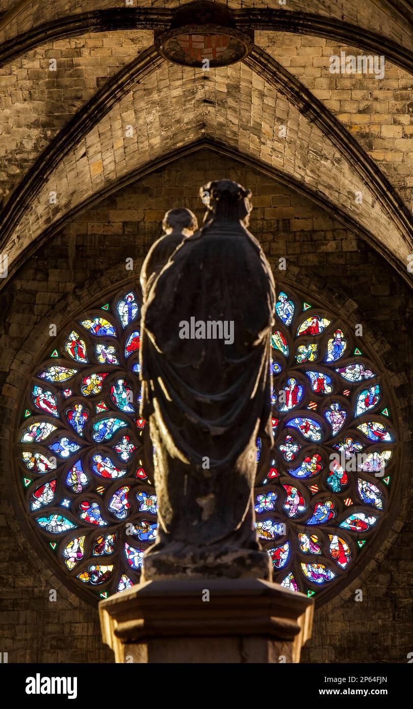 Santa Maria del Mar church. Rosette of the main facade, from inside.And ...