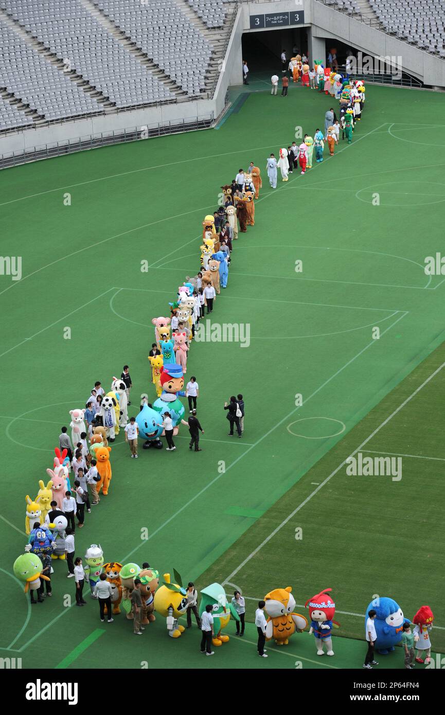 263 yuru kyara mascots across Japan gather to commemorate one year ...