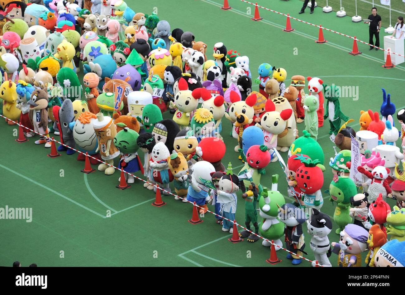 263 yuru kyara mascots across Japan gather to commemorate one year ...