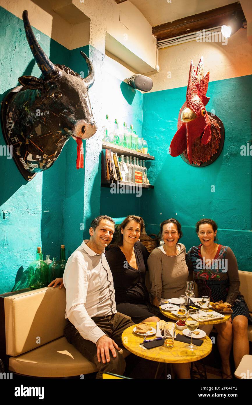 Bar Brutal,Carrer Barra de Ferro 1, Barcelona, Spain Stock Photo - Alamy