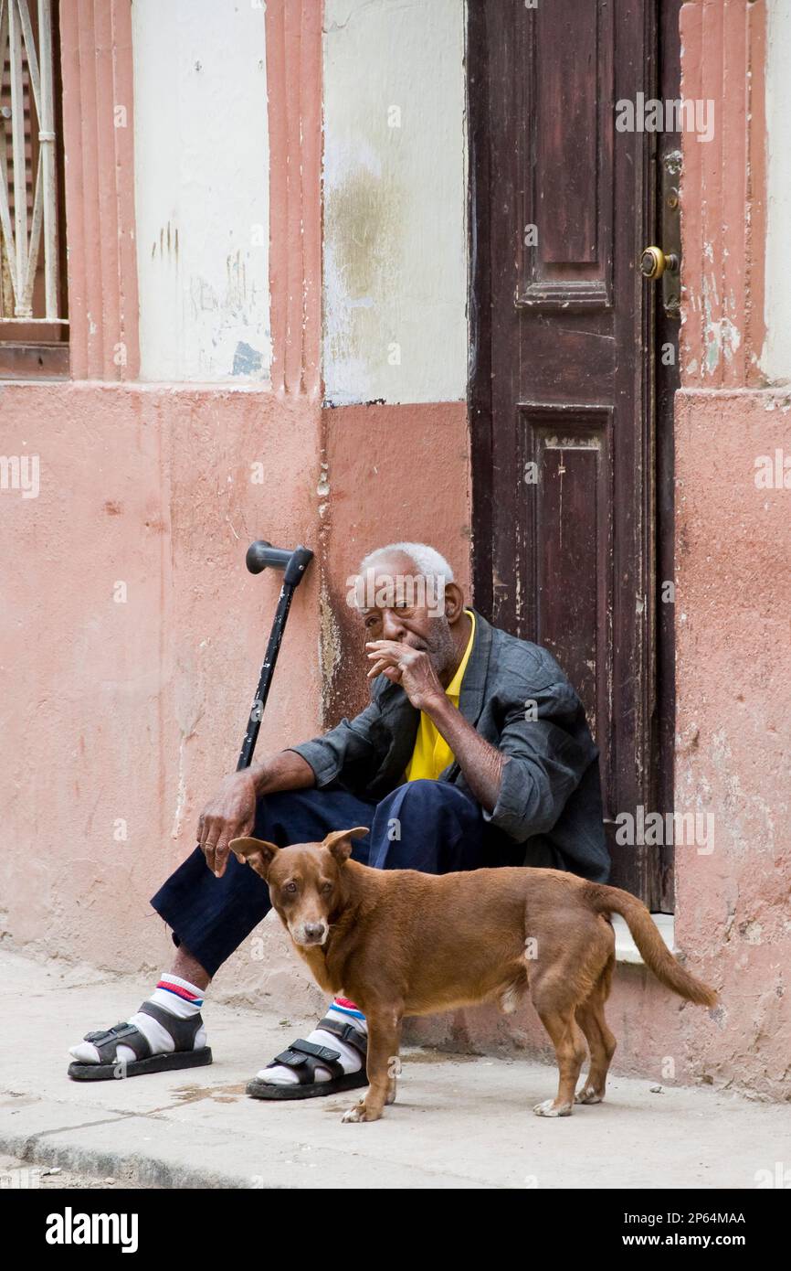Cuba, Havana, daily life Stock Photo - Alamy