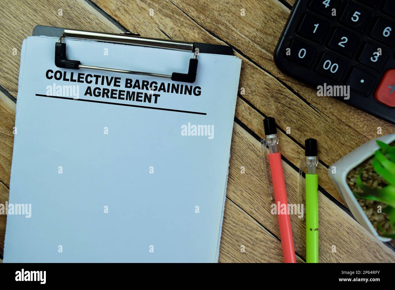 Labor union at bargaining table hi-res stock photography and images - Alamy