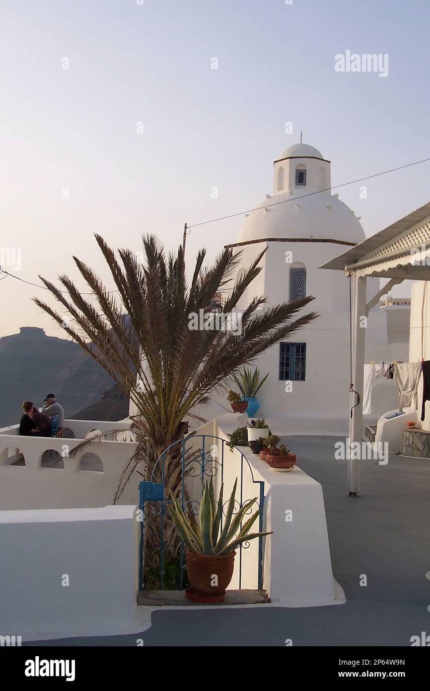 Greece, Santorini, traditional cottage Stock Photo - Alamy