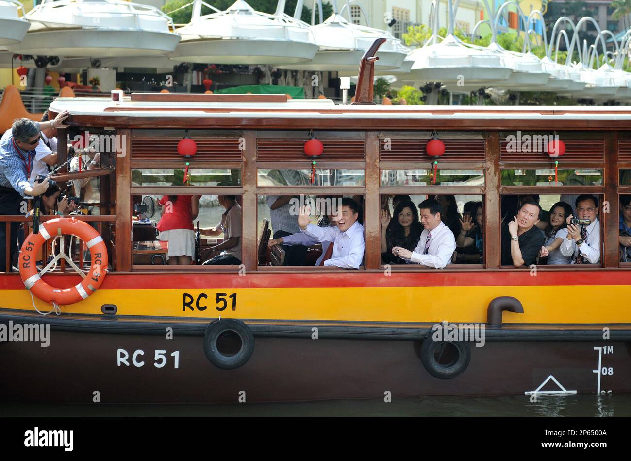 Taiwanese politician and the Mayor of Taipei, Dr Hau Lung-pin, rides in ...