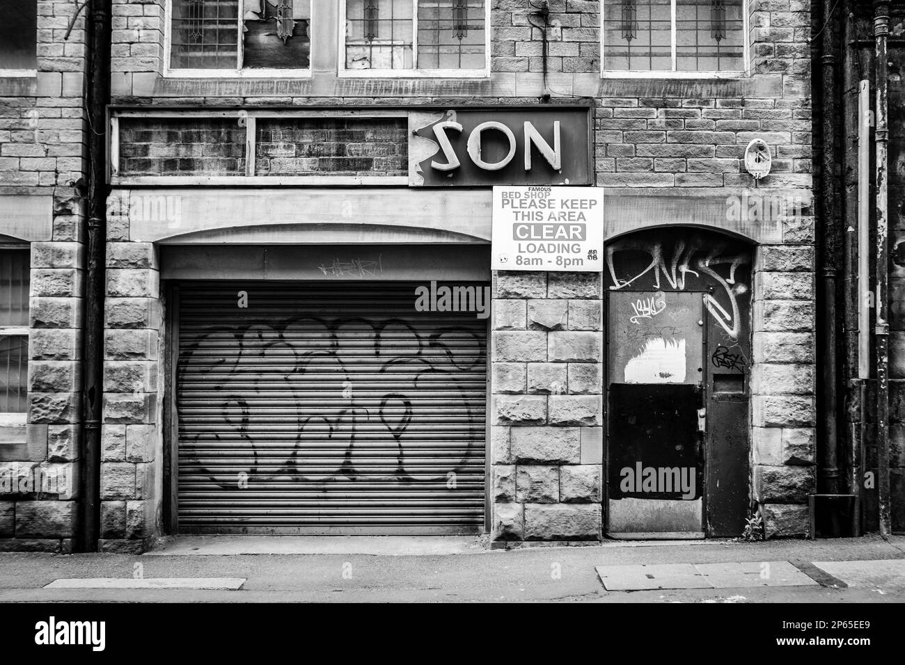 Run down buildings in the centre of Bradford City Centre Stock Photo ...