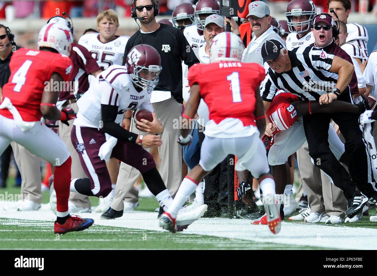 September 15, 2012: SMU linebacker, senior Ja'Gared Davis (56), can't ...