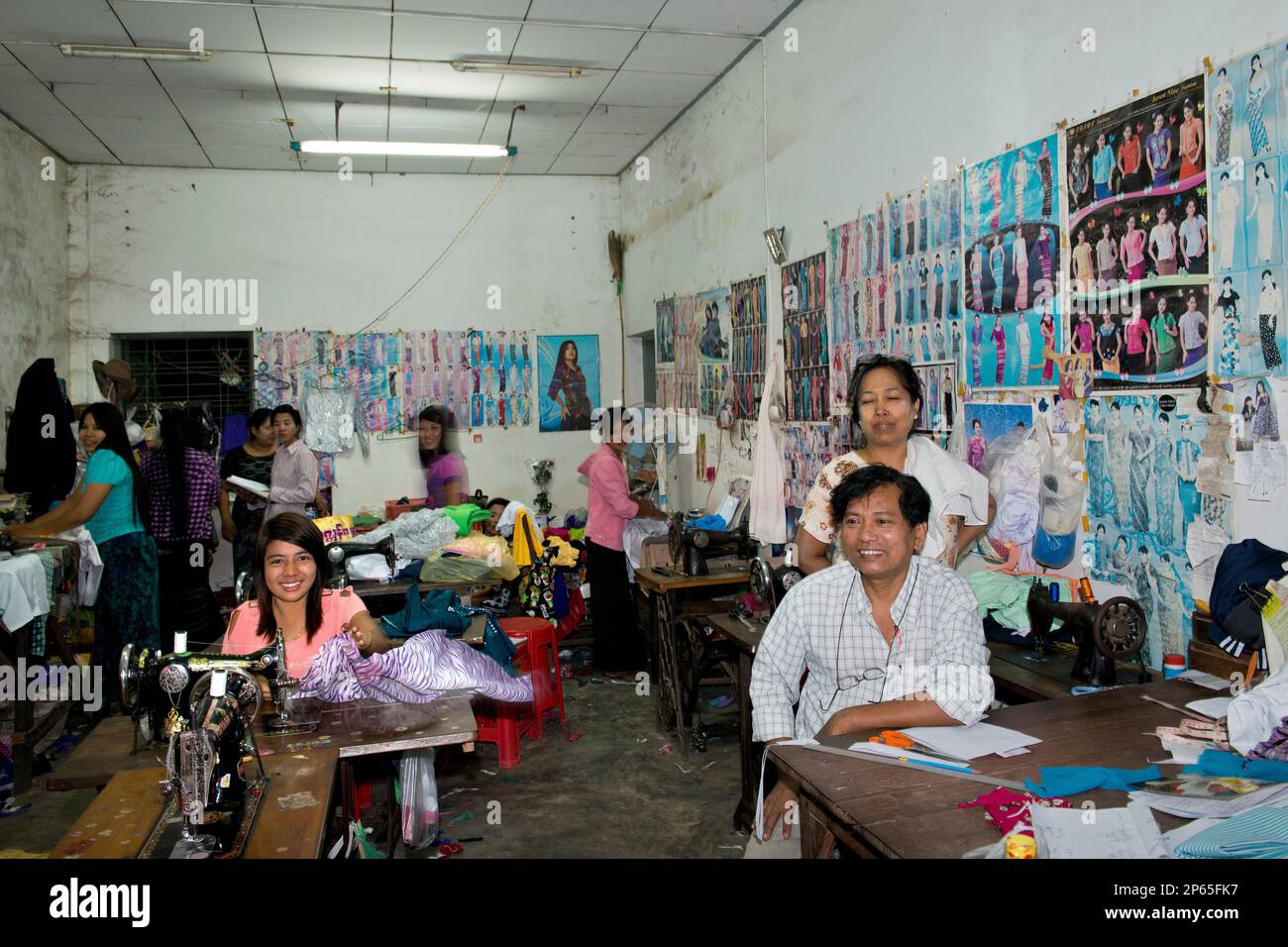 Myanmar, Tangoo, Local factory Stock Photo - Alamy
