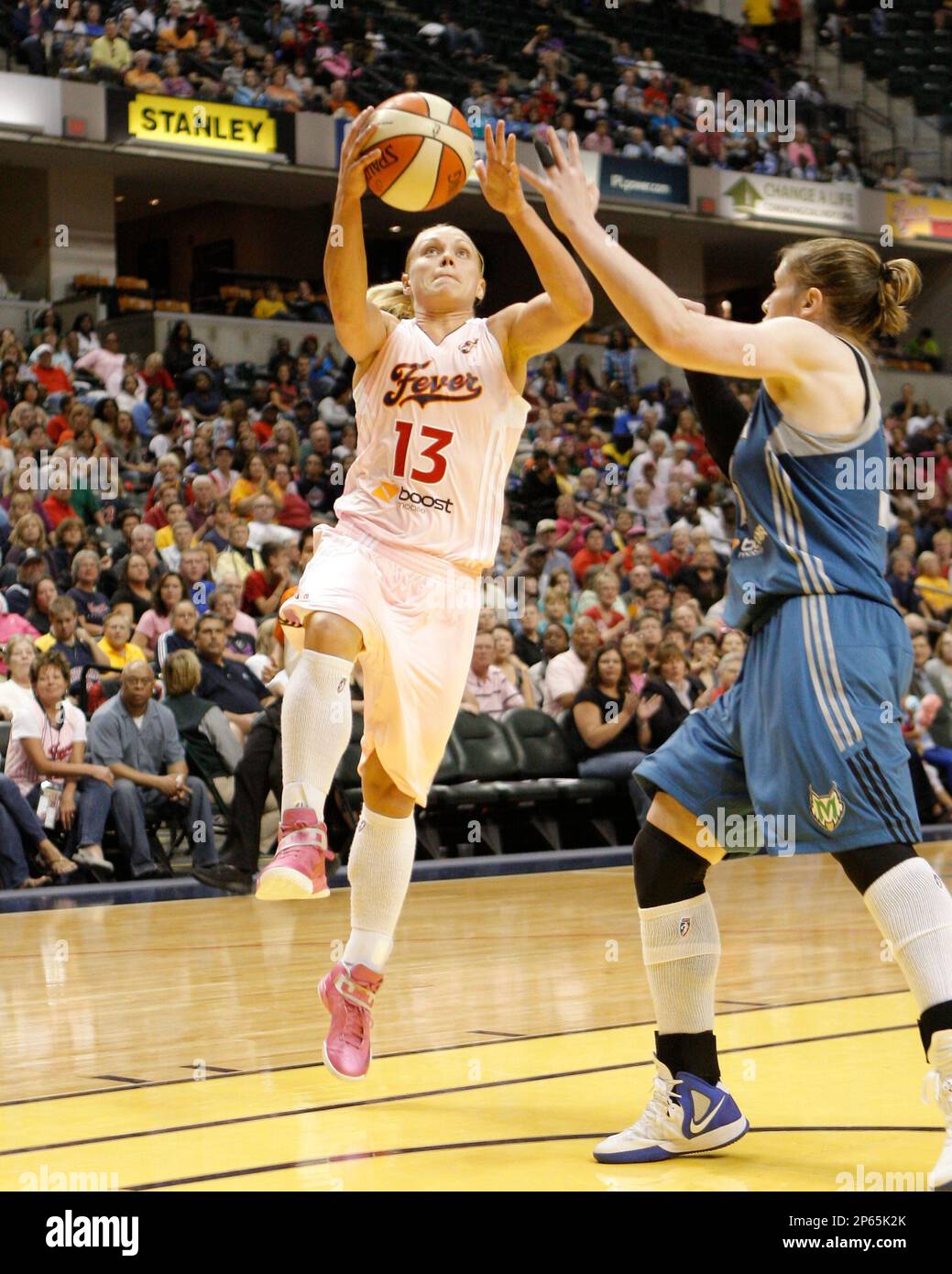 September 14 2012: Indiana Fever guard Erin Phillips (13) drives the ...