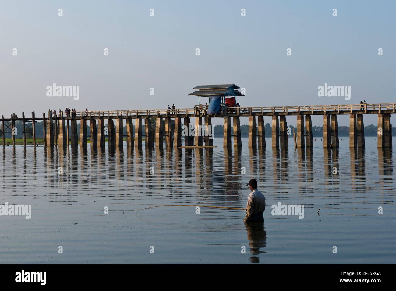 Myanmar river child hi-res stock photography and images - Alamy