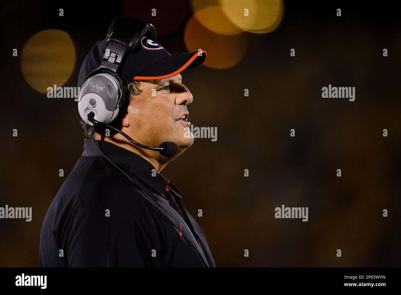Georgia Bulldogs defensive coordinator Todd Grantham looks on during an ...