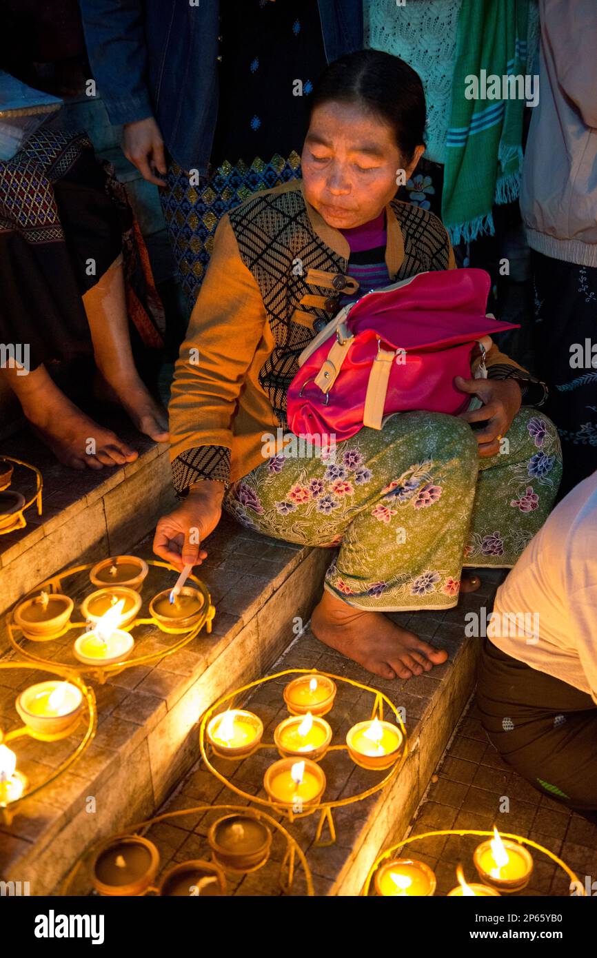 Myanmar, Kyaiktiyo, Golden Rock, Festival of candles Stock Photo - Alamy
