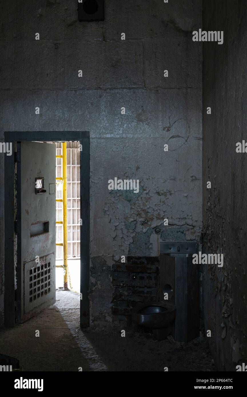 An old cell door in a large hallway in the Joliet Prison Stock Photo ...