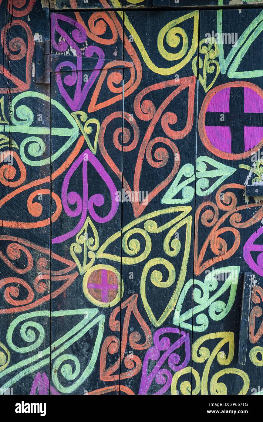 Maori wooden art hi-res stock photography and images - Alamy