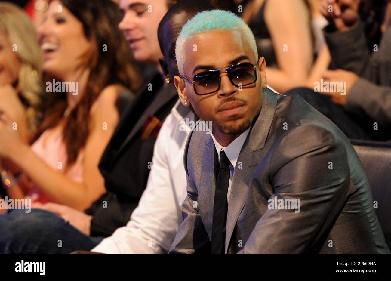 LOS ANGELES, CA - SEPTEMBER 6: Chris Brown attends the 2012 MTV Video ...