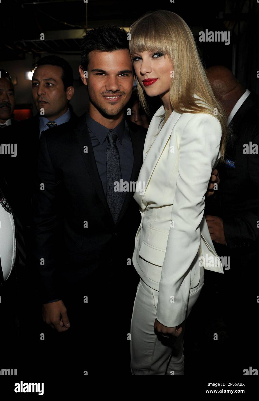 LOS ANGELES, CA - SEPTEMBER 6: (L-R) Taylor Lautner and Taylor Swift ...