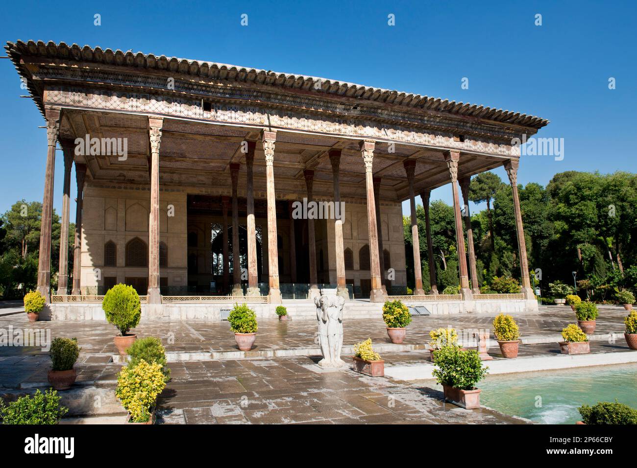 Asia, Iran, Isfahan, Chehel Sotoun palace Stock Photo - Alamy