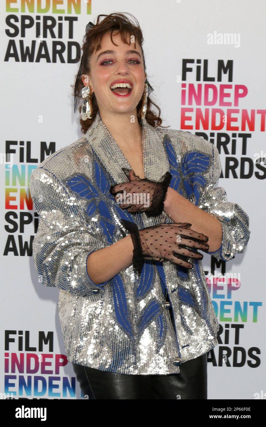 Beatrice Granno at arrivals for Film Independent Spirit Awards - Part 3 ...