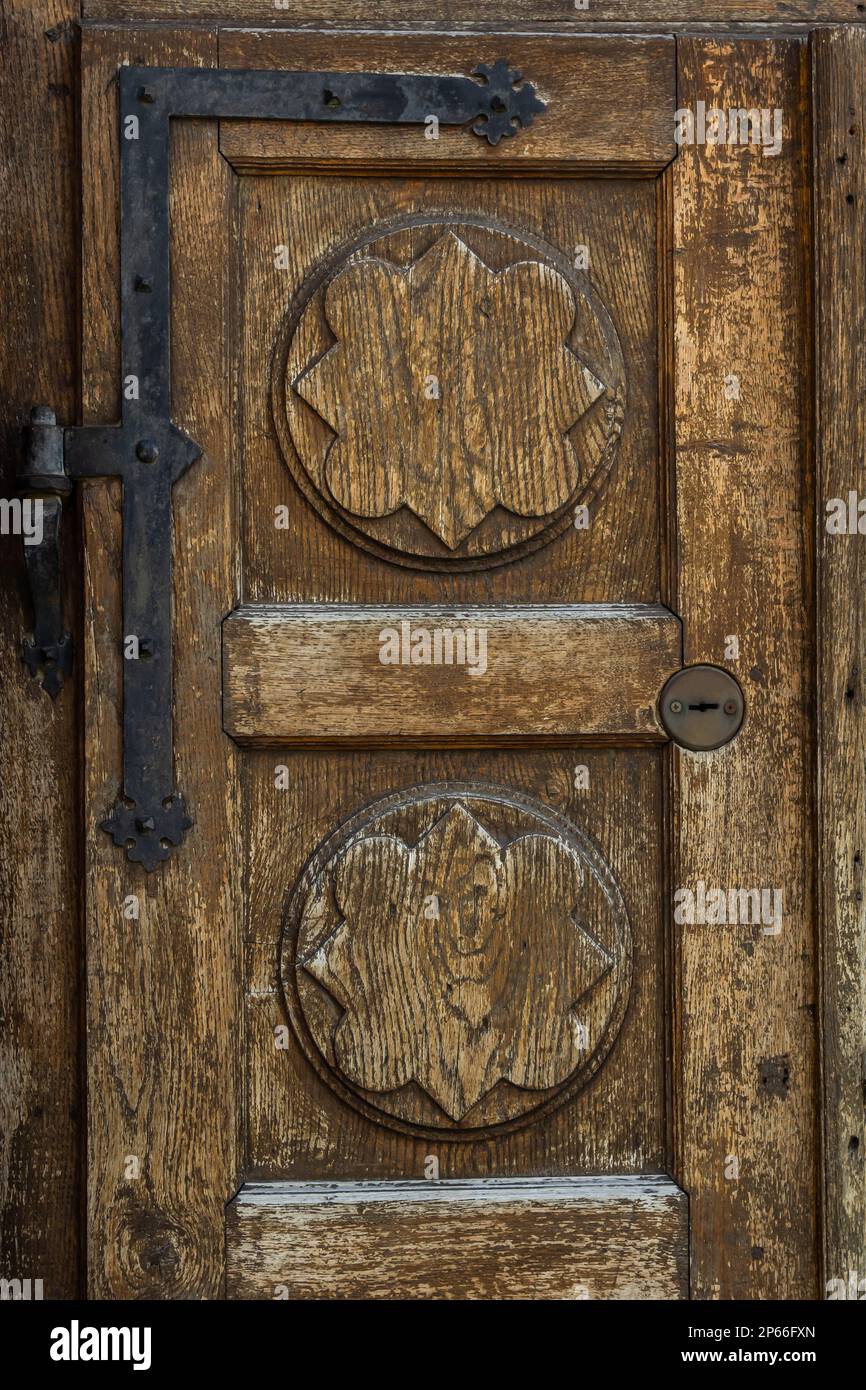 Wooden door texture hi-res stock photography and images - Alamy